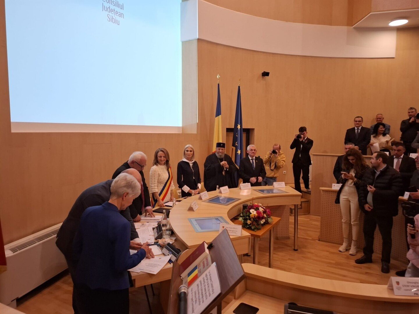Noul Consiliu Județean Sibiu a fost constituit: Ceremonie oficială la ...