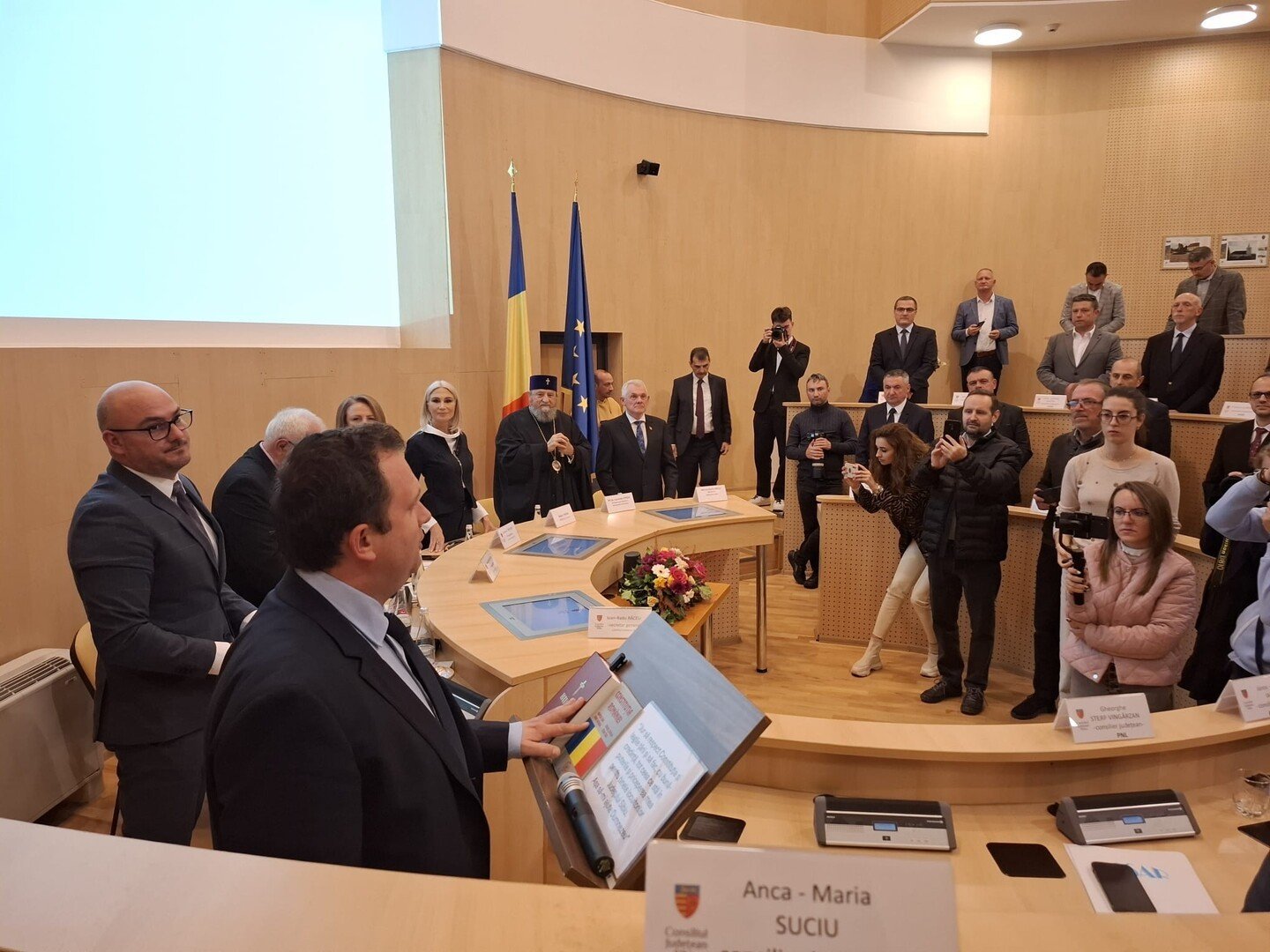 Noul Consiliu Județean Sibiu a fost constituit: Ceremonie oficială la ...