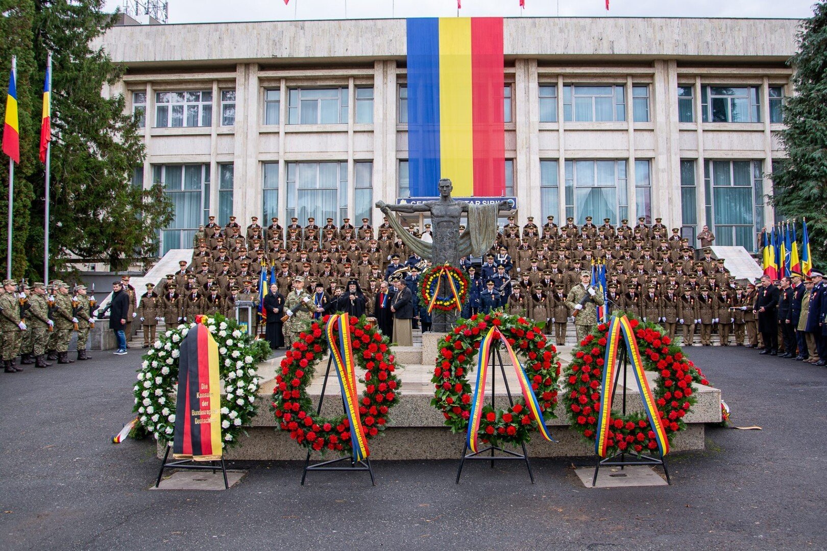 Prefectura Sibiu invită sibienii să sărbătorească Ziua Națională a ...